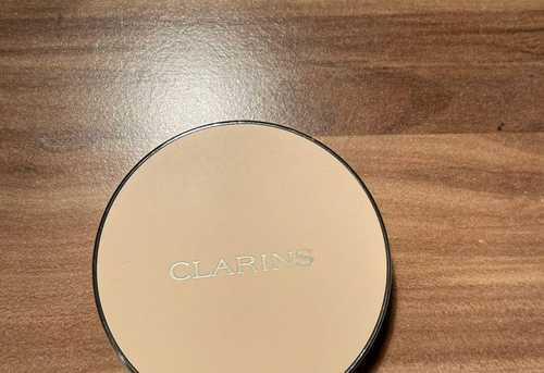Пудра компакная Clarins оттенок 03