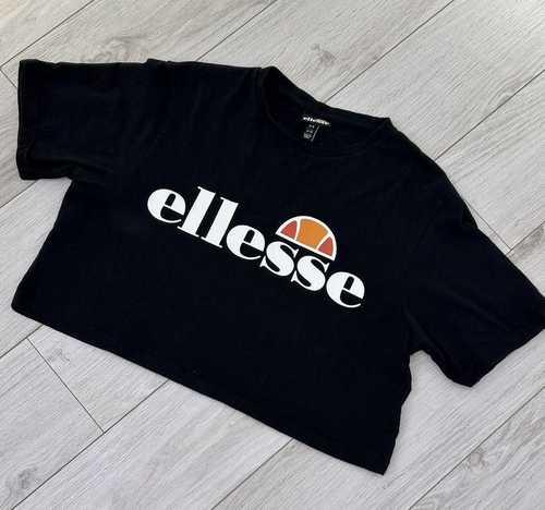 Футболка укороченная ellesse 42-44