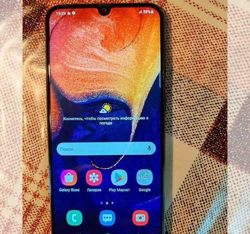 Samsung Galaxy A50, 6/128 ГБ