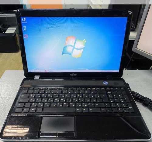 Б/У Ноутбук Fujitsu AH531 Pentium B940, 2/128Gb