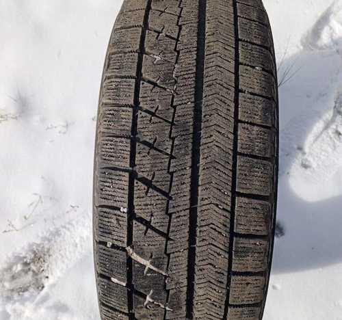Bridgestone Blizzak VL1 205/65 R16