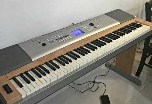Цифровое пианино/синтезатор yamaha