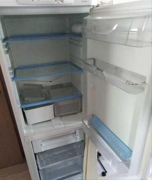 Холодильник бу indesit tt