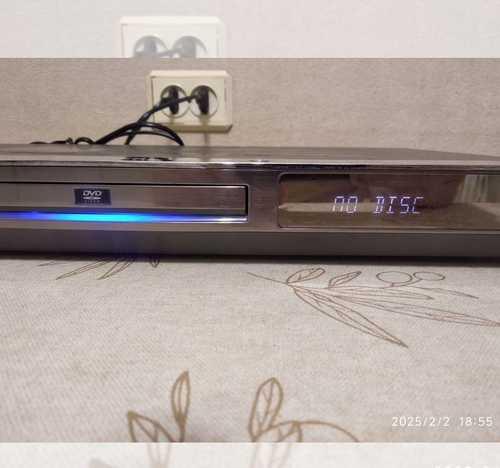 DVD плеер караоке LG DKS - 6100B