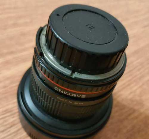 Объектив Samyang 3.5/8mm 1:3.5 8mm UMC fish-EYE