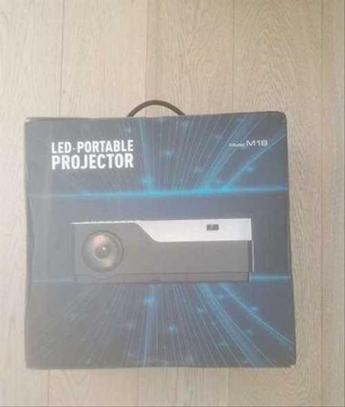 Проектор M18 led projector Full HD 1080