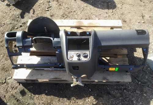 Торпедо Opel Corsa C хэтчбек 3дв. 1.0 2006