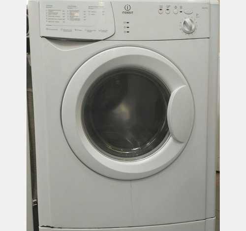 Стиральная машина Indesit wiun100 б/у