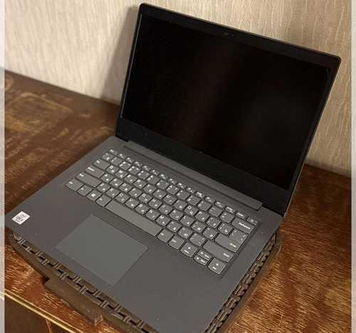 Ноутбук lenovo v14 iil (i5-10gen)