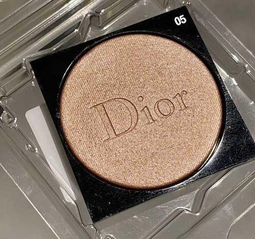 Сияющая пудра Dior Forever Couture Luminizer 05