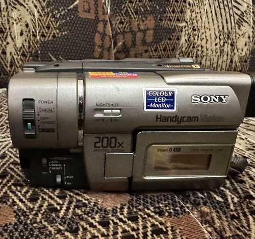Видеокамера sony HO. CCD-TRV47E