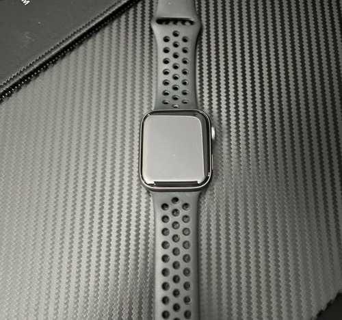 Apple watch se nike