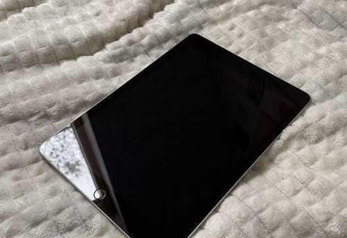 iPad (6-го поколения)