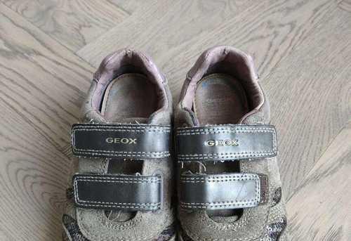 Кроссовки geox 27