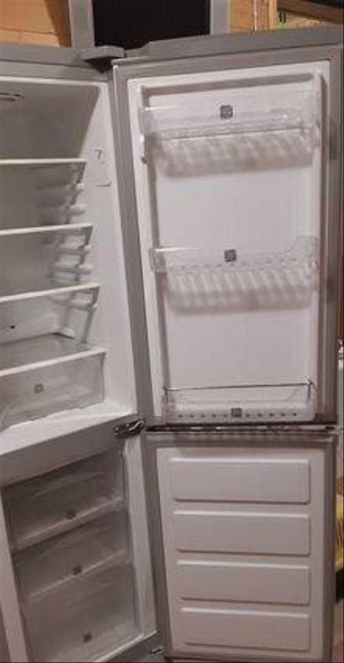 Холодильник б/у Samsung rl17mbps1