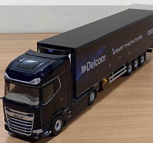 Модель грузовика DAF XG+ полуприцеп реф
