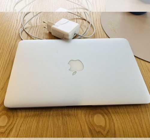 Apple macbook air 11