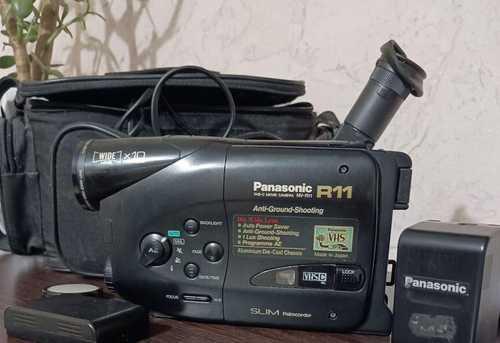 Видеокамера "Panasonik R11"