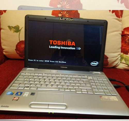 Ноутбук toshiba satellite L 500 -1wr