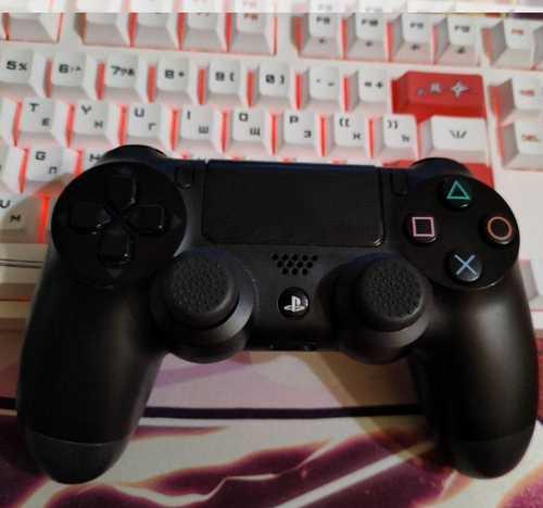 Геймпад Sony Dualshock 4