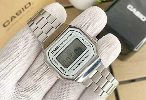 Часы электронные Casio