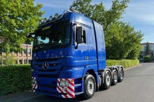 В разборке грузовик Mercedes,Actros mpiii 2009-201