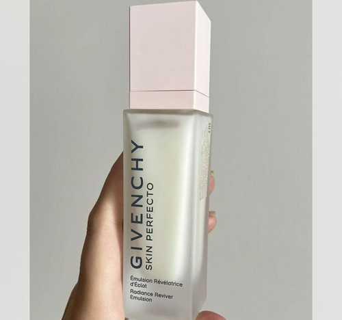 Эмульсия для сияния givenchy skin perfecto