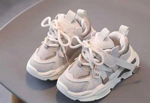 Новые детские кроссовки для девочки мальчика