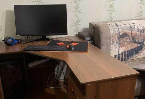 Компьютерный стол бу в отличном состоянии