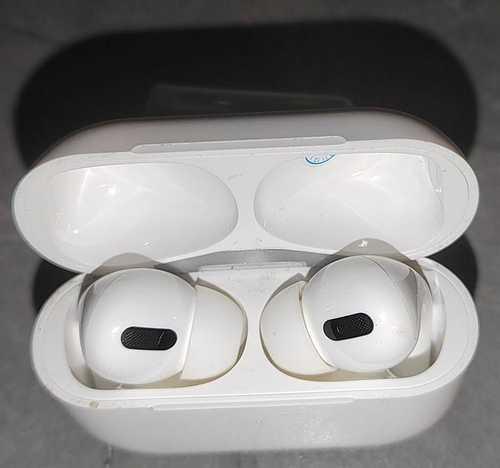 Беспроводные наушники apple airpods