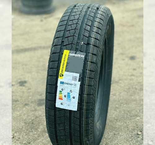 Roadmarch Snowrover 868 255/50 R19 82T