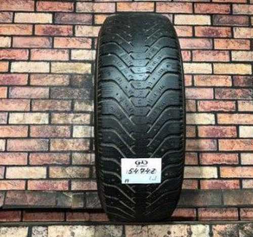 Goodyear UltraGrip 500 235/65 R17