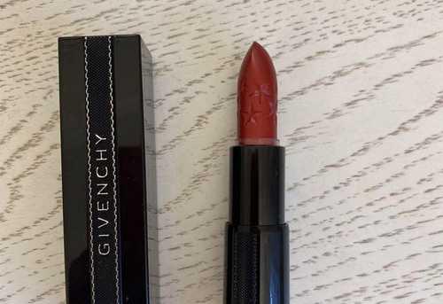 Губная помада Givenchy Rouge Interdit новая, ориг