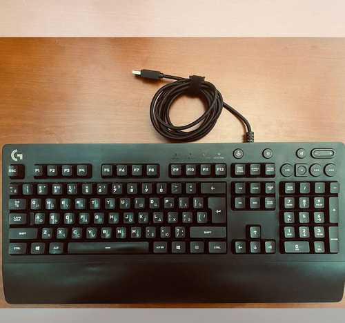 Клавиатура Logitech g213