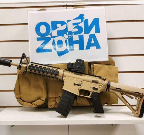 Автомат на орбизах M4A1 с обвесами