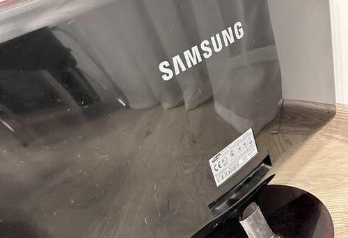 Монитор Samsung