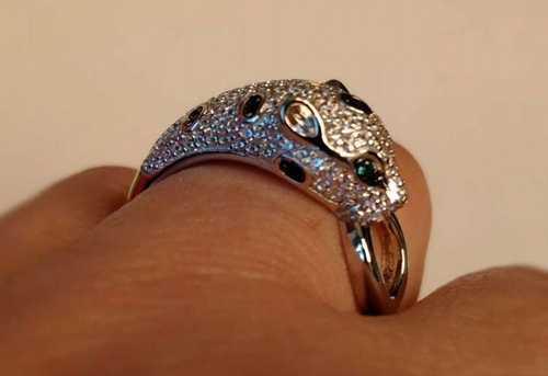 Серебряное кольцо с фианитом новое