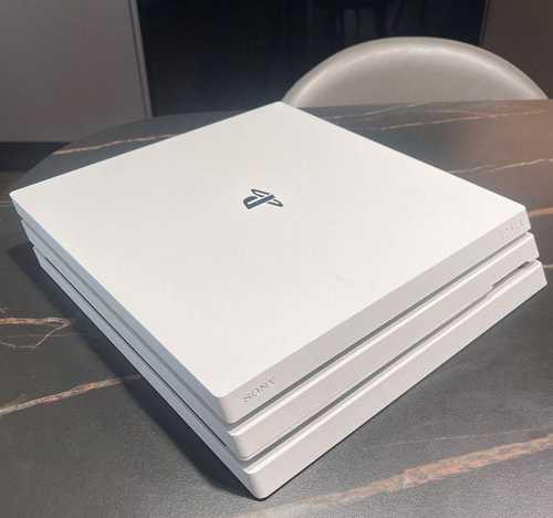 Sony Playstation 4 PRO 1TB