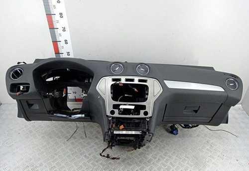 Торпедо (панель передняя) для Ford Mondeo 4