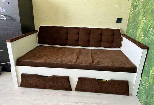 Кровать-диван детский