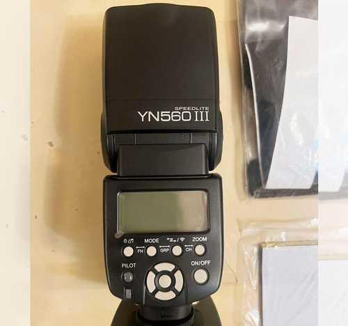 Вспышка yongnuo speedlite 560 iii