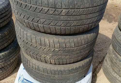 Goodyear Wrangler F1 255/55 R19