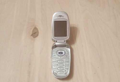 Мобильныи телефон Samsung