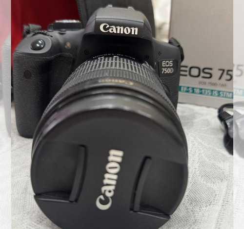 Canon 750 D EF-S 18-135