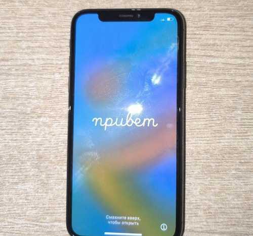 iPhone X, 64 ГБ