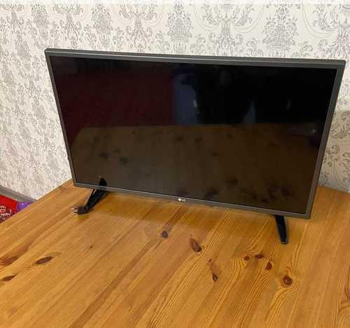 Телевизор LG 32LH570U