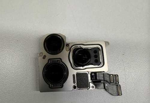 Задняя камера на iPhone 15 pro max