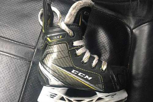 Коньки хоккейные CCM AS1