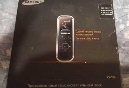 Диктофон Samsung YV-150