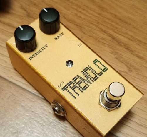 Гитарная педаль Tremolo